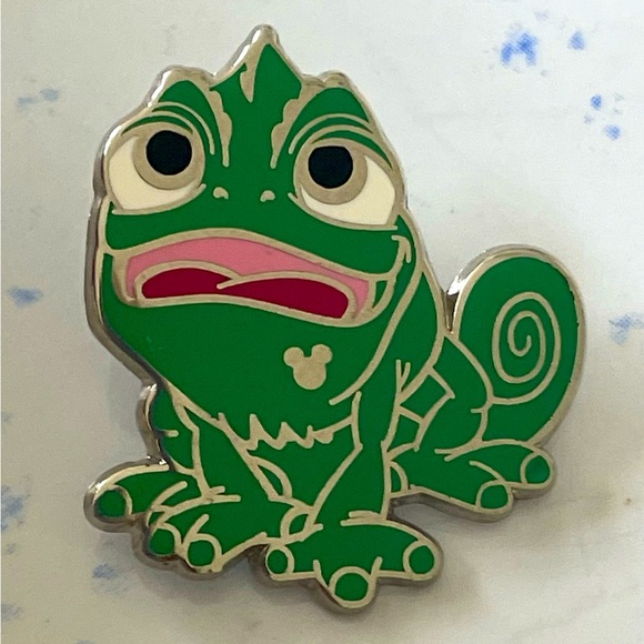 Disney | Accessories | Disney 24 Green Pascal Hidden Mickey Colorful ...